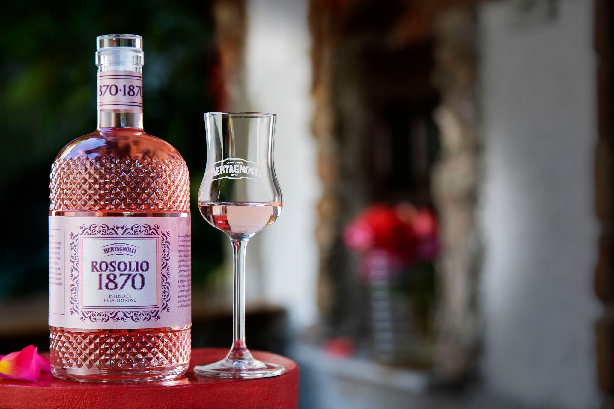 Rosolio: il liquore delle monache torna alla ribalta grazie a ...